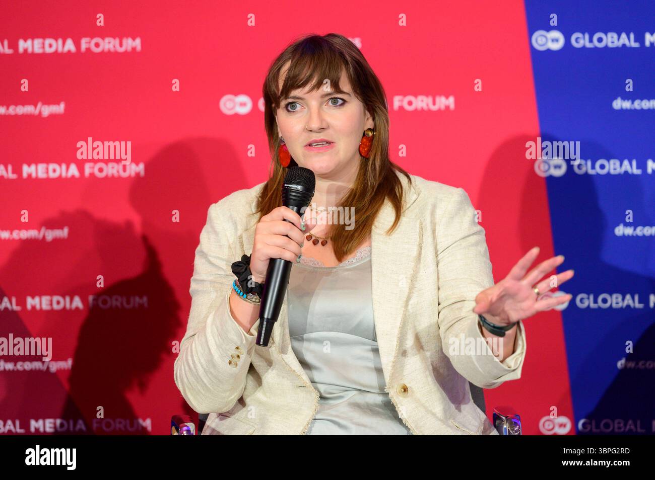 Mickey Carroll beim 18. Deutsche Welle Global Media Forum 2025 im ...