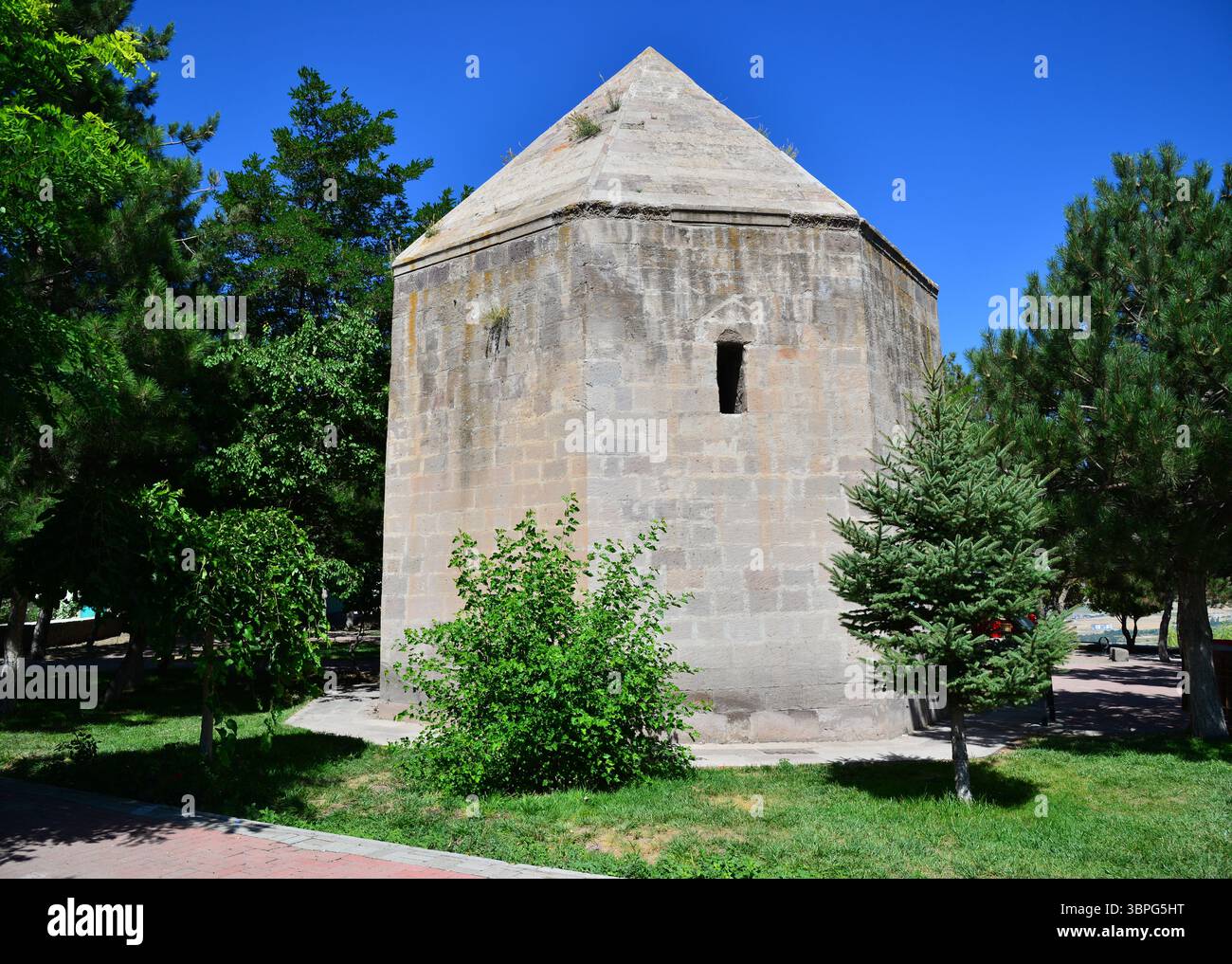 Dev Ali Tomb, located in Develi, Turkey, was built during the Seljuk ...