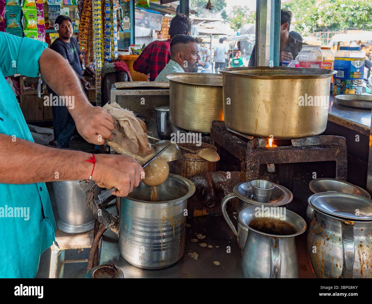 0924 2022 Road side Tea Stall at Kamnath Mahadev Mandir, Complex in ...