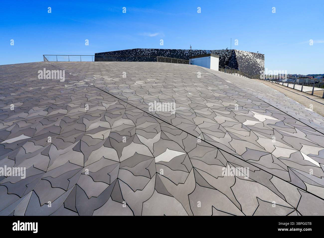 Pattern of metal panels on the roof of the Philharmonie de Paris (Paris ...