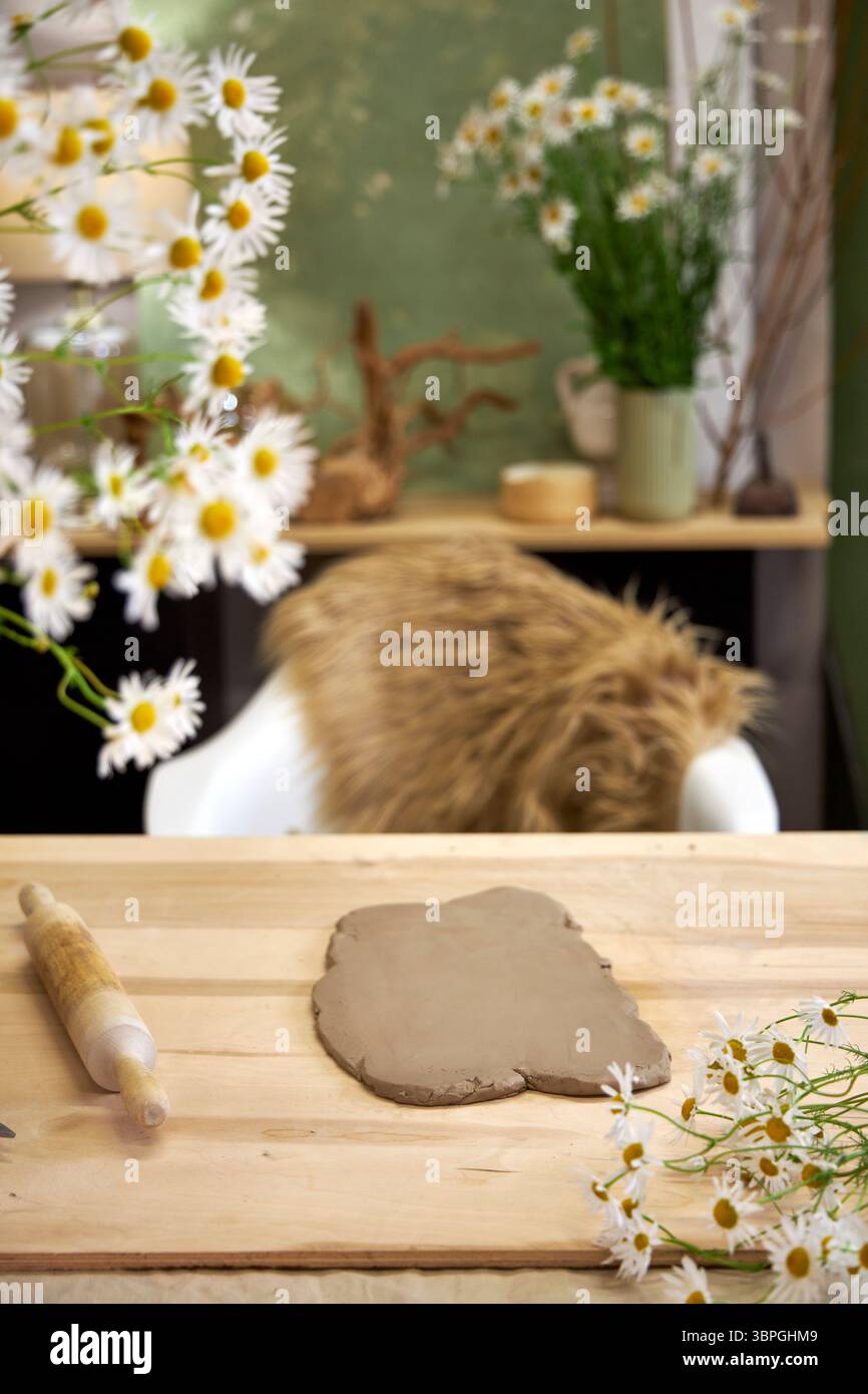 Cozy craft setup hi-res stock photography and images - Alamy