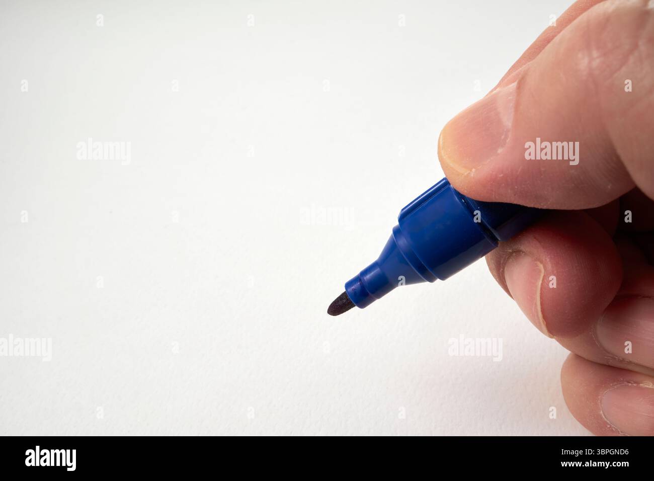 Bleed proof hi-res stock photography and images - Alamy
