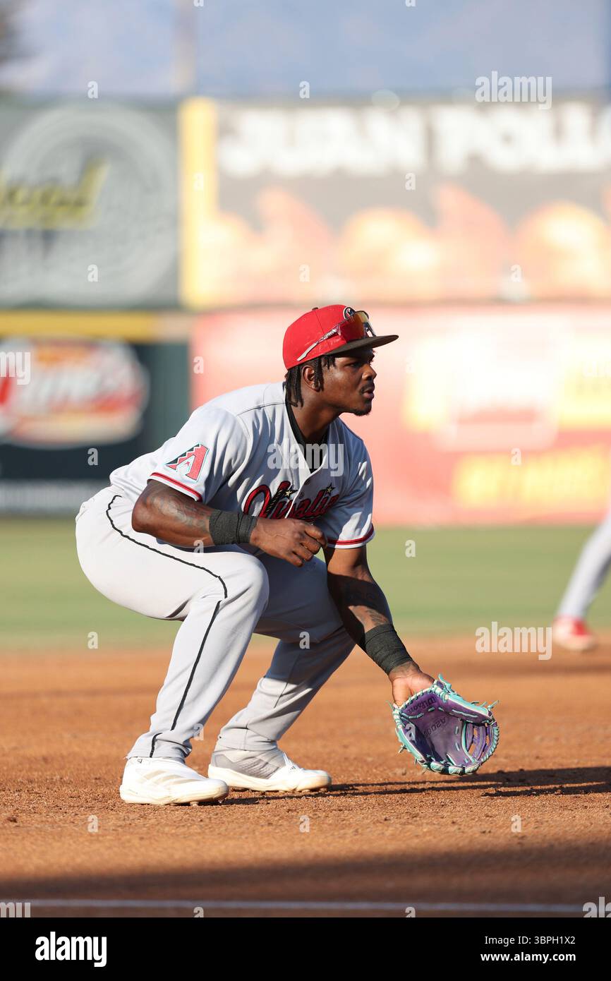 Ruben Santana (20) of the Visalia Rawhide in the field against the ...