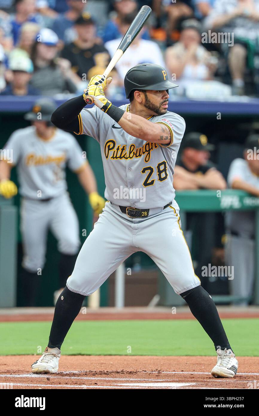 July 7, 2025: Pittsburgh Pirates left fielder Tommy Pham (28) bats ...