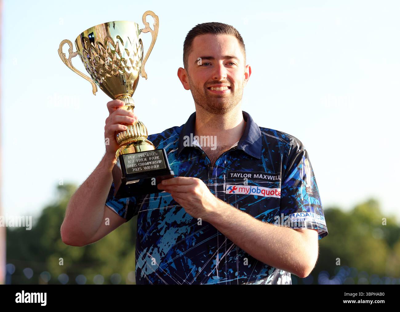 Luke Humphries after winning the professional competition against Luke ...