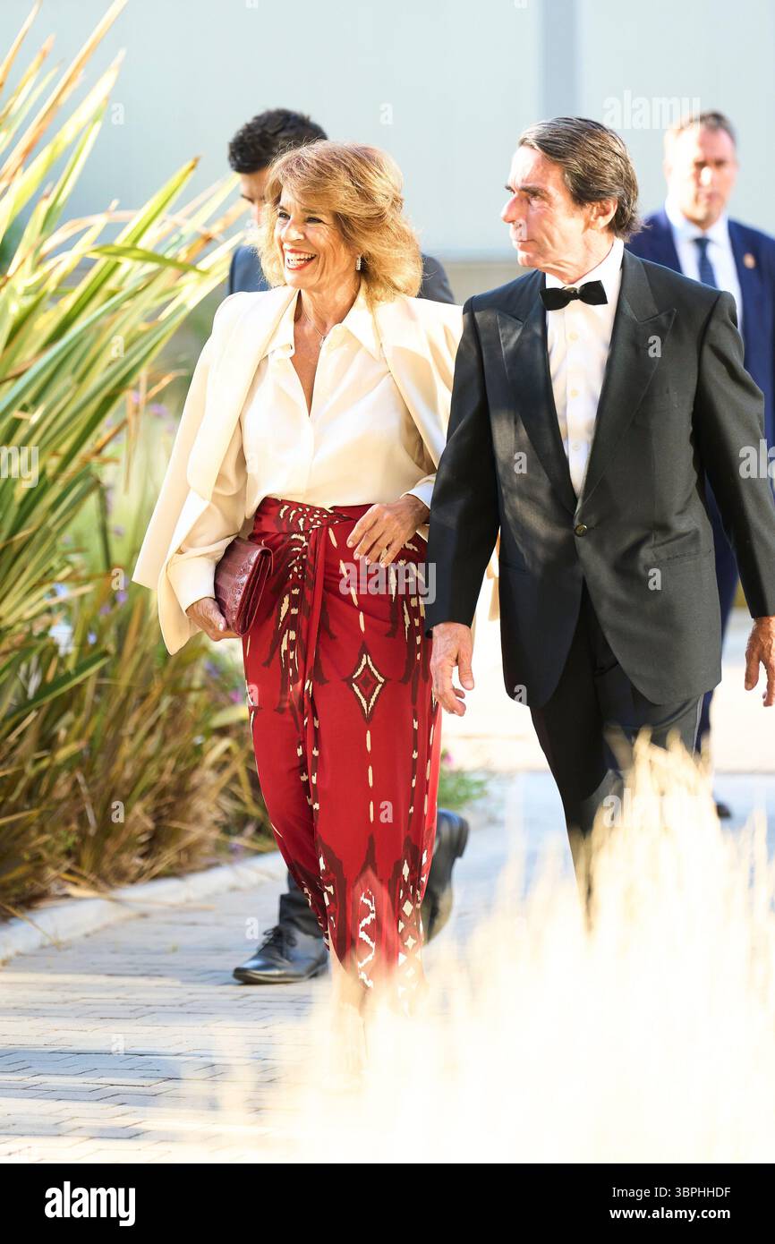 Jose Maria Aznar, Ana Botella attends 'Luca de Tena', 'Mariano de Cavia ...