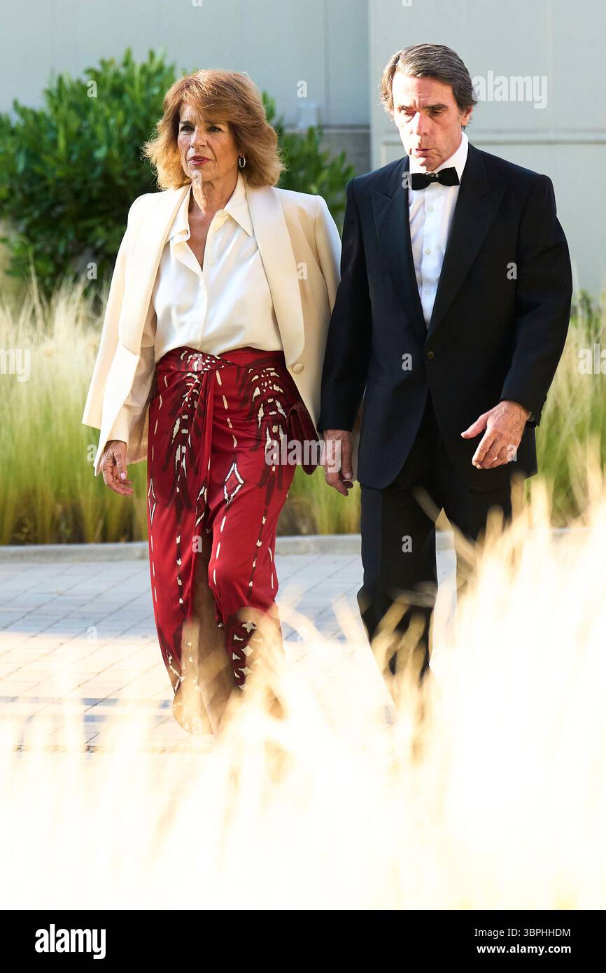 Jose Maria Aznar, Ana Botella attends 'Luca de Tena', 'Mariano de Cavia ...