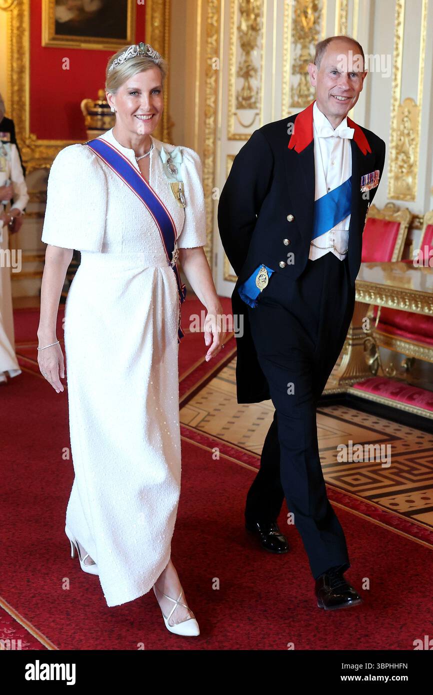 the Duke and Duchess of Edinburgh at the State Banquet for President of ...
