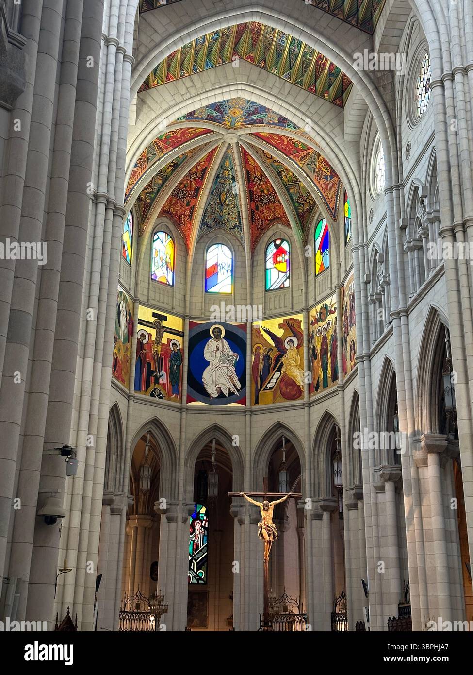 Cathedral Santa Maria la Real de Almudena Stock Photo - Alamy