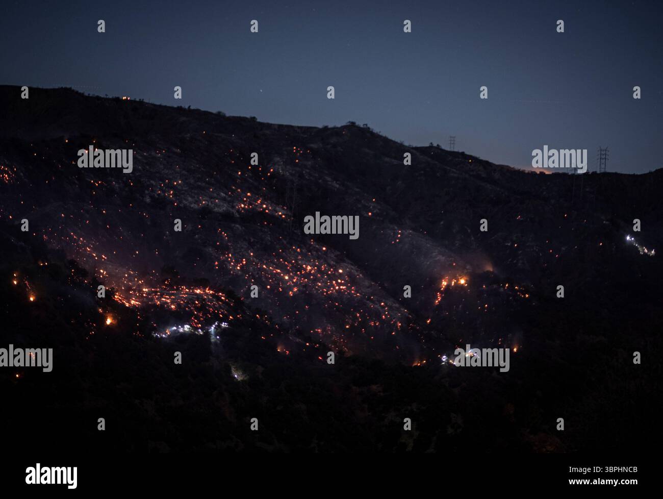 Pacific palisades fire 2025 hi-res stock photography and images - Alamy