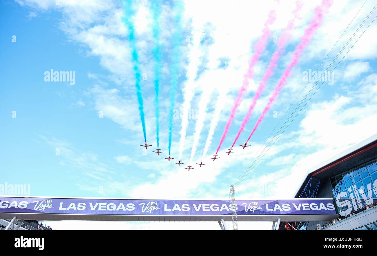The Red Arrows do a fly past during the Formula One British Grand Prix ...