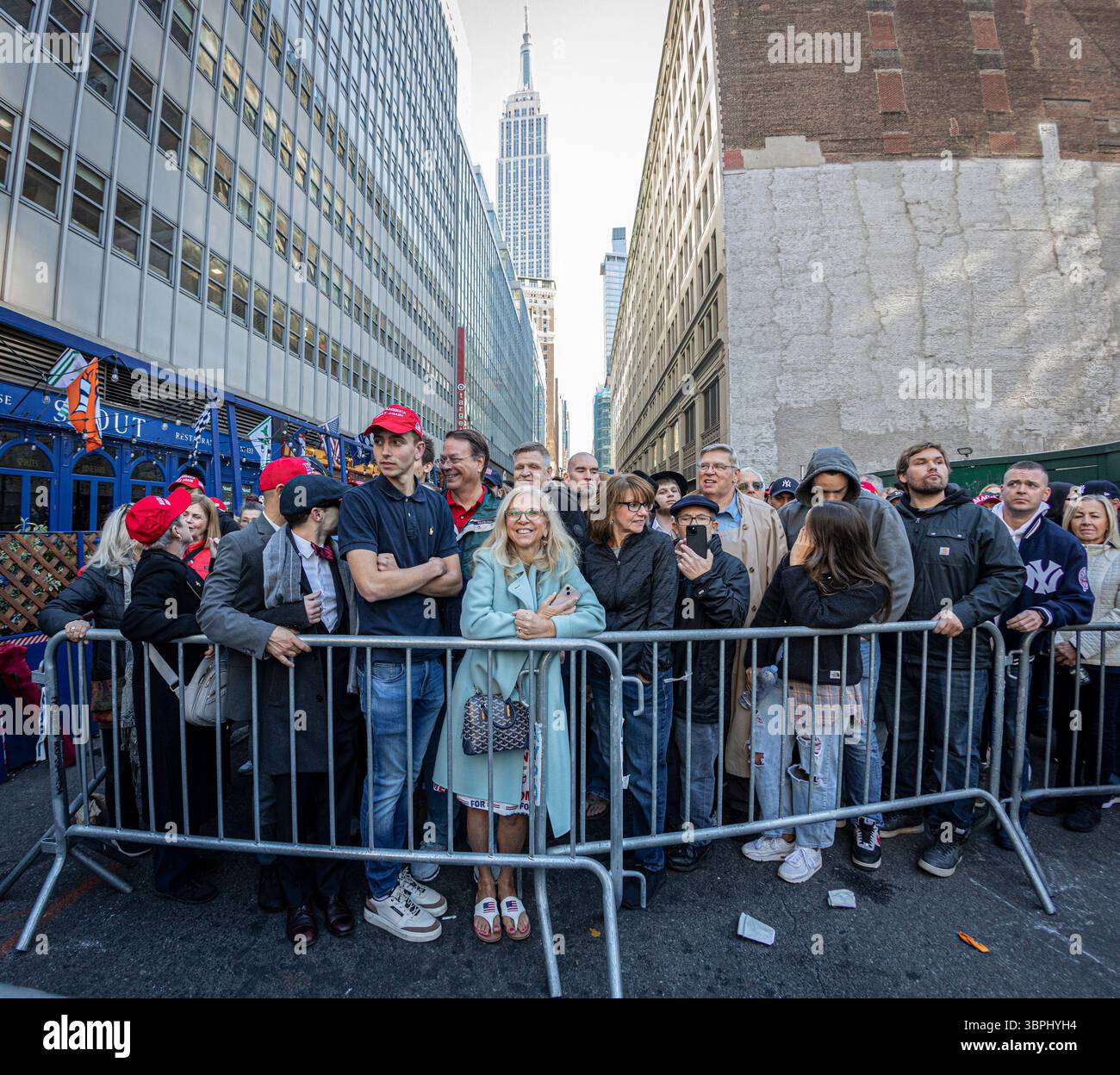 Trump musk stage hi-res stock photography and images - Alamy
