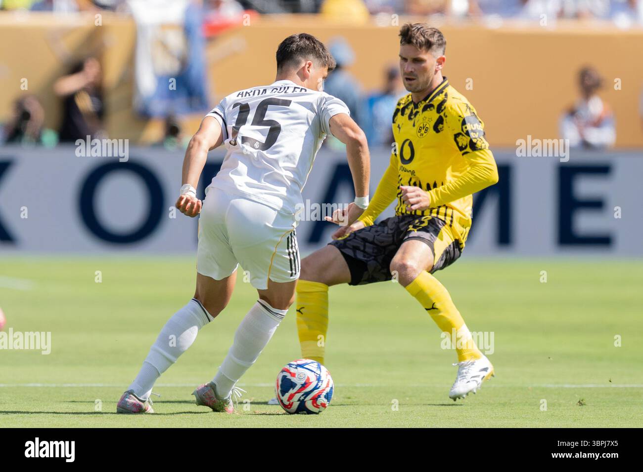 Spannende Arda Guler Borussia Dortmund Bilder