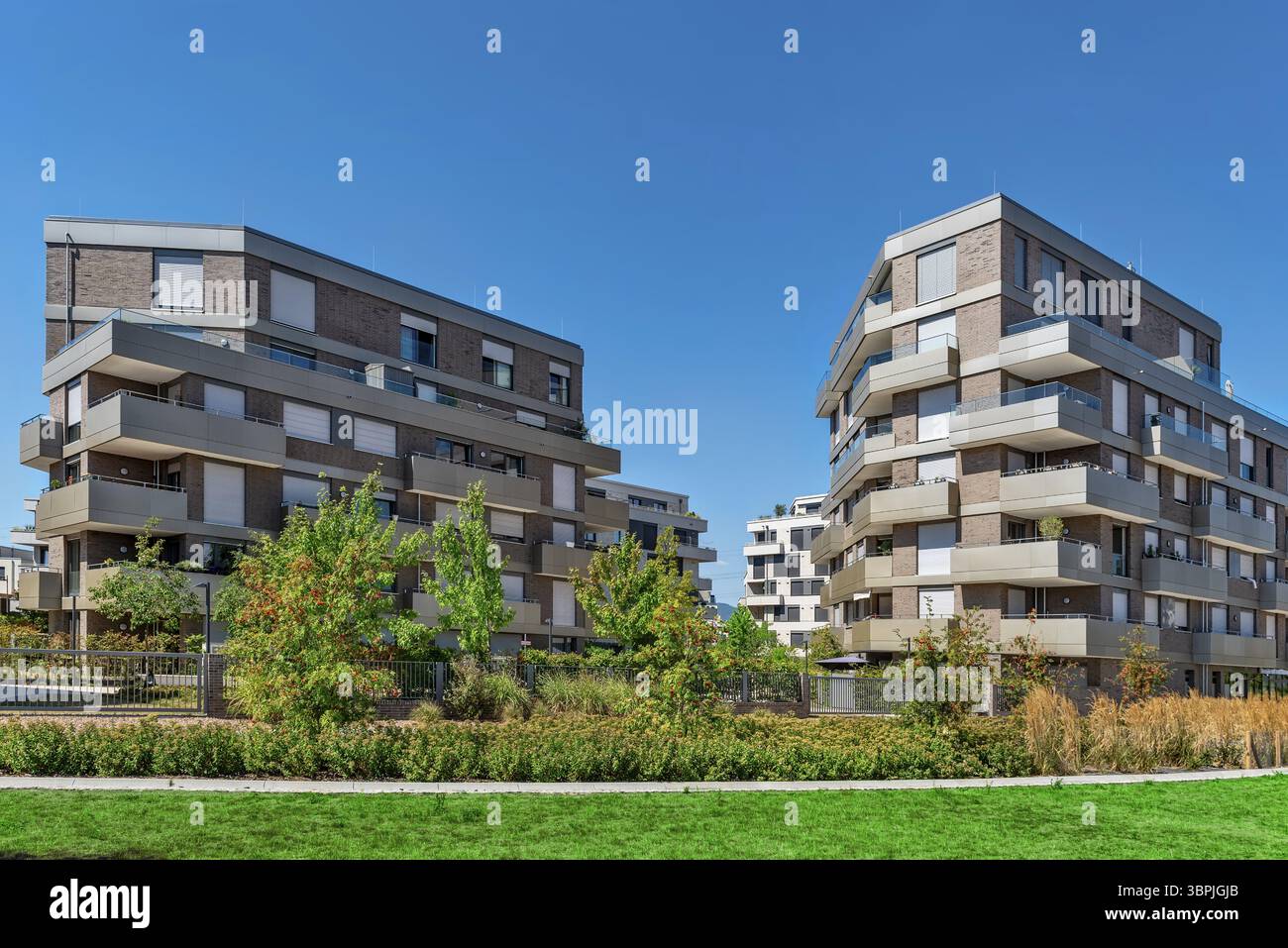 Modern recently completed residential hi-res stock photography and ...