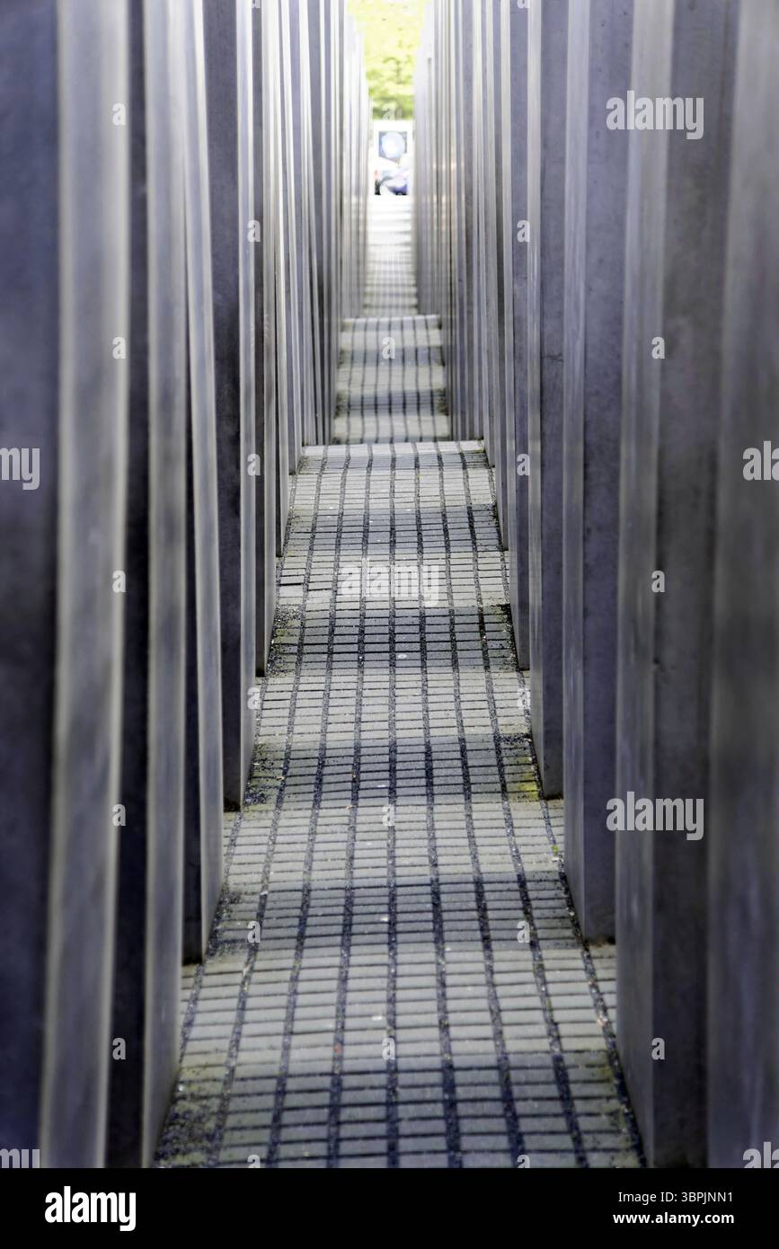 Holocaust Memorial by architect Peter Eisenman, a memorial to the ...