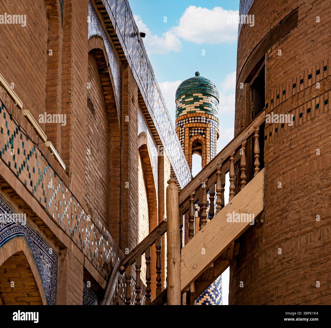 Brick buildings featuring hi-res stock photography and images - Alamy