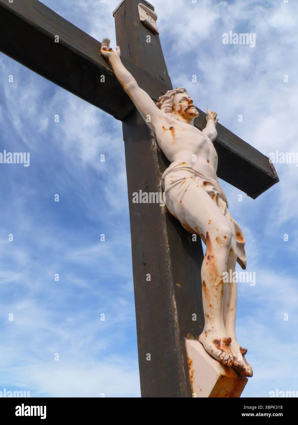 Jesus hanging on the cross hi-res stock photography and images - Alamy