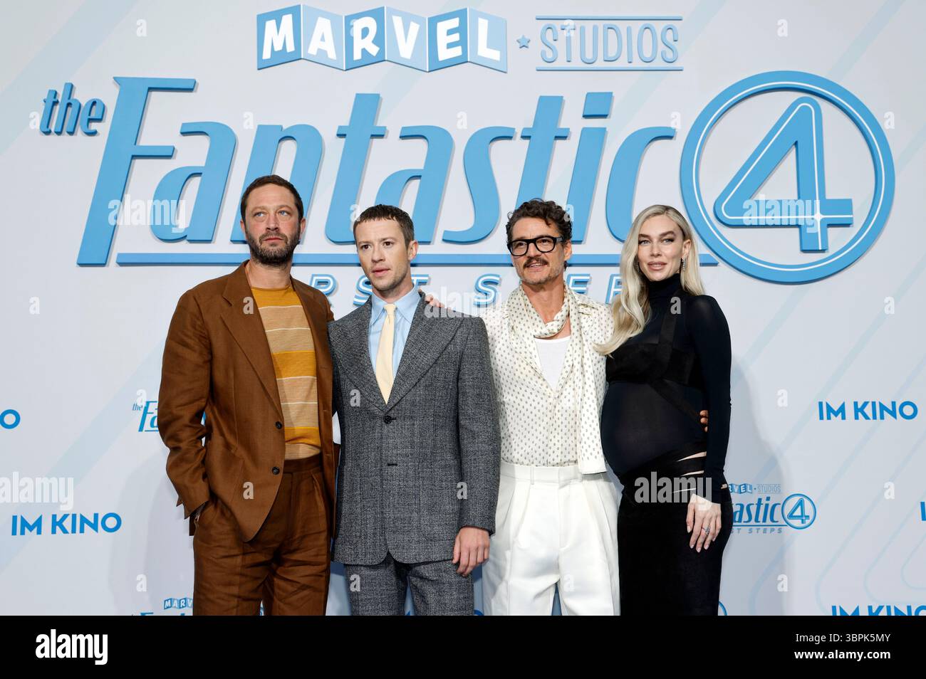 Ebon Moss-Bachrach, Joseph Quinn, Pedro Pascal und Vanessa Kirby beim Fan Event zum Kinofilm ...