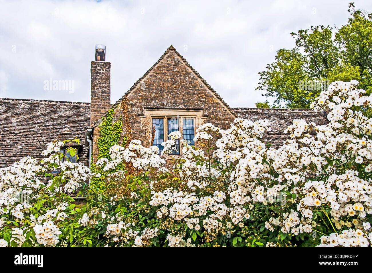 Asthall Manor, the former home of the Mitford family; früherer Wohnsitz ...