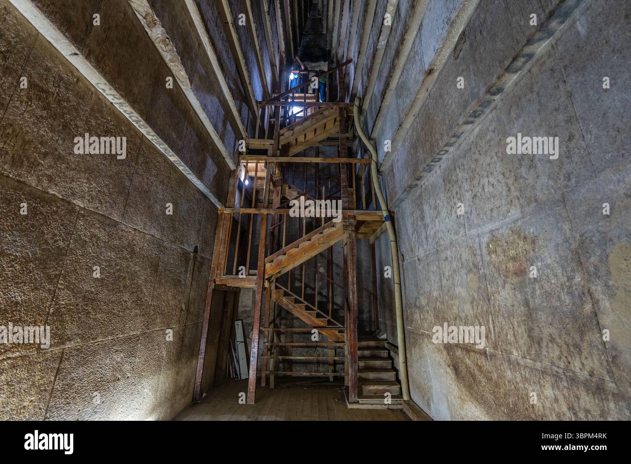 Interior of the Red Pyramid. Massive corbel-vaulted ceiling of the Red ...