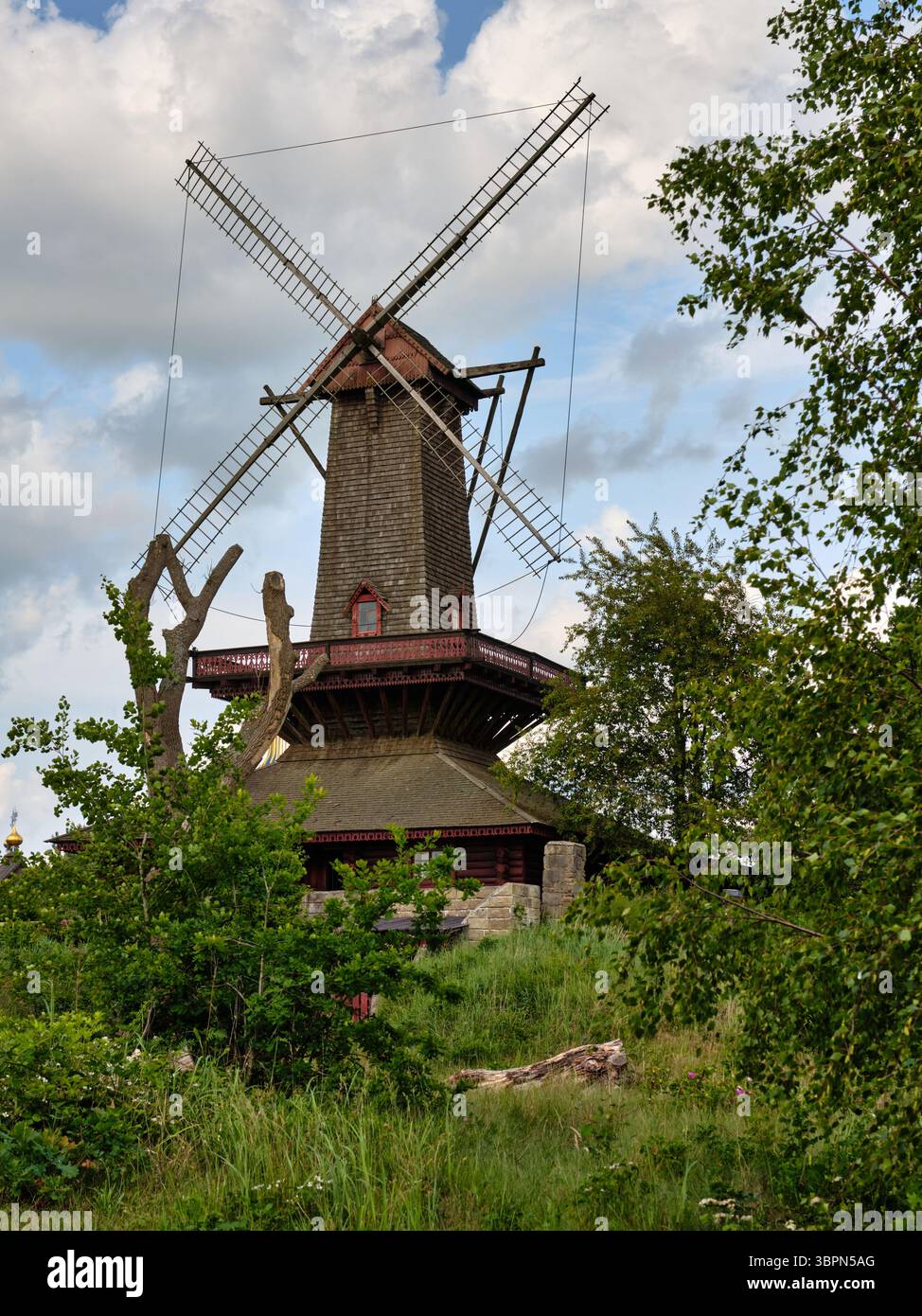 Historic wooden windmill large sails hi-res stock photography and ...