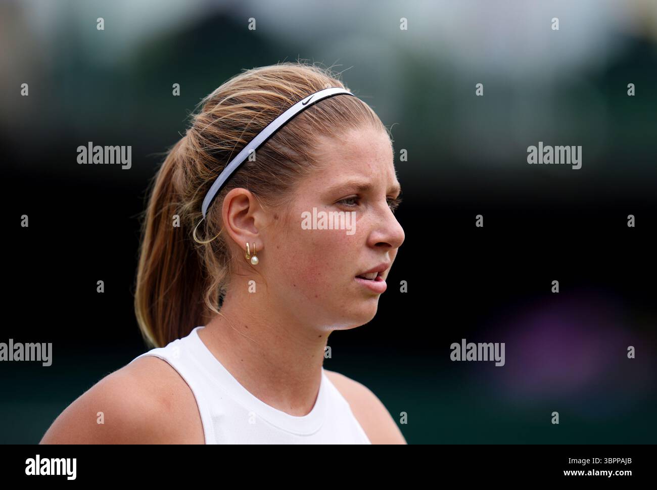 Hannah Klugman during her Girls' Singles match against Charo Esquiva ...