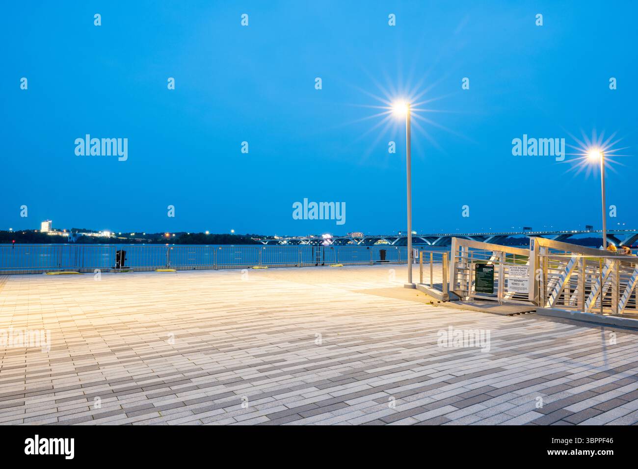 ALEXANDRIA, Virginia — The Robinson Landing pier extends into the ...