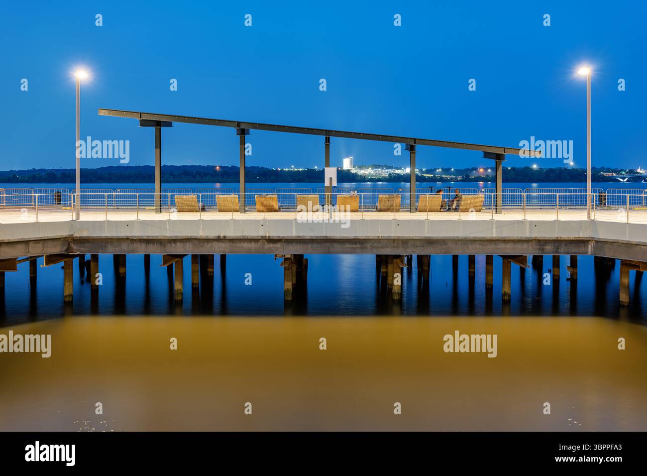 ALEXANDRIA, Virginia — The Robinson Landing pier extends into the ...