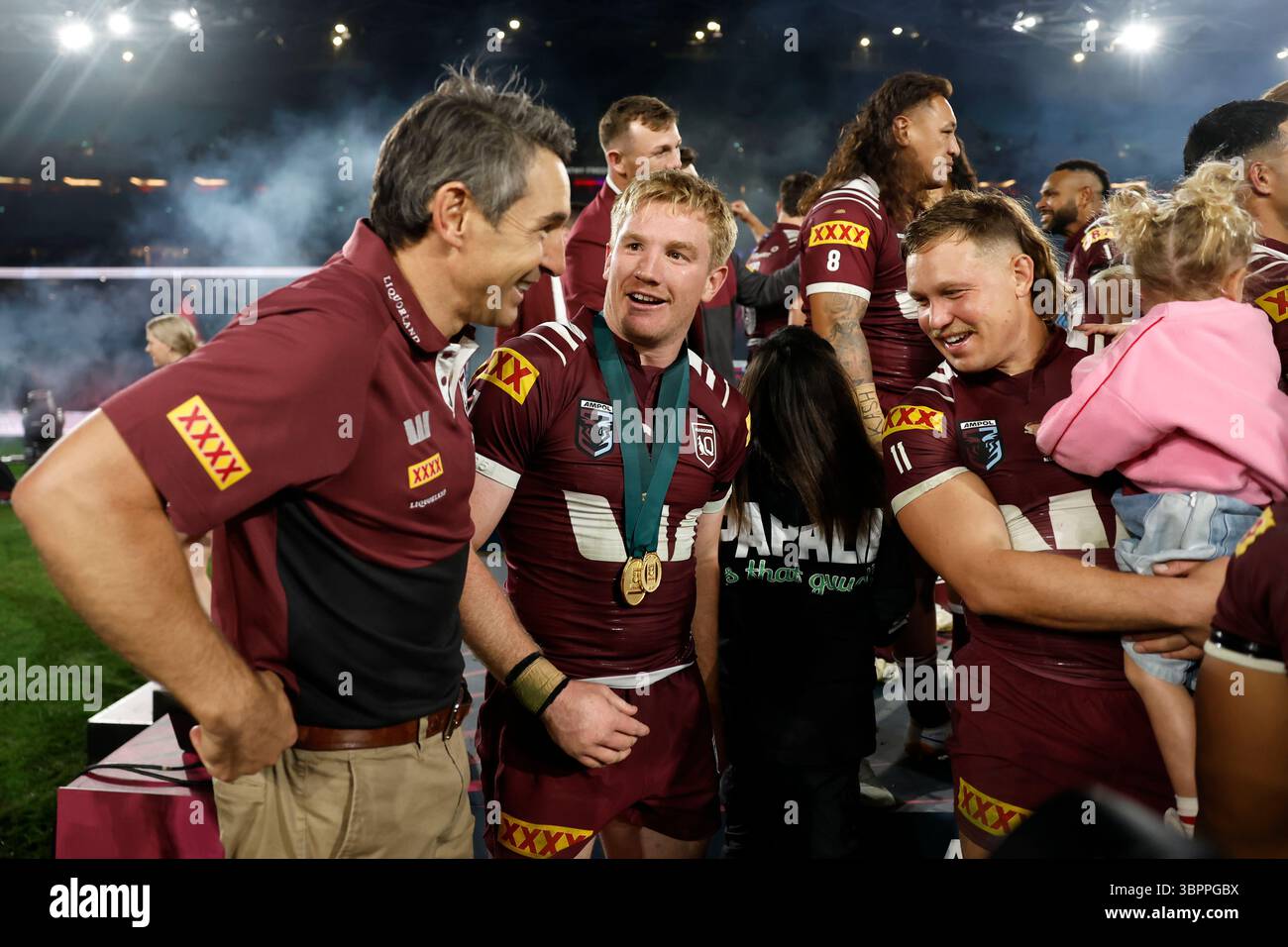 Maroons coach Billy Slater talks to Wally Lewis medal winner Tom ...