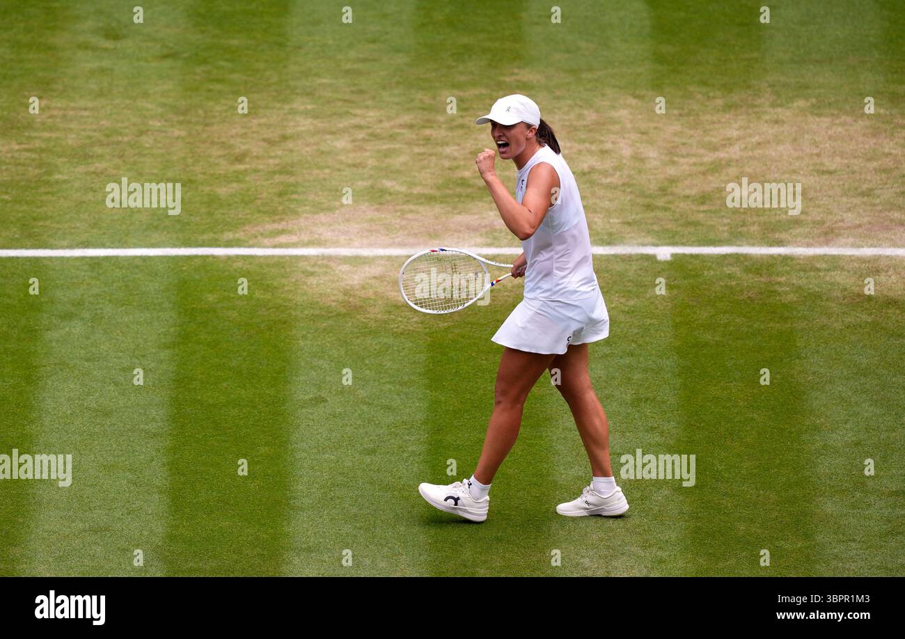 Iga Swiatek celebrates victory over Liudmila Samsonova following their ...