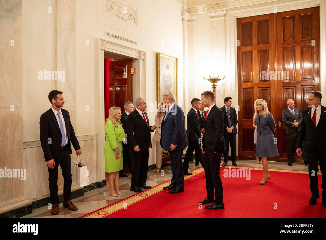 President Donald Trump speaks to Israeli Prime Minister Benjamin ...