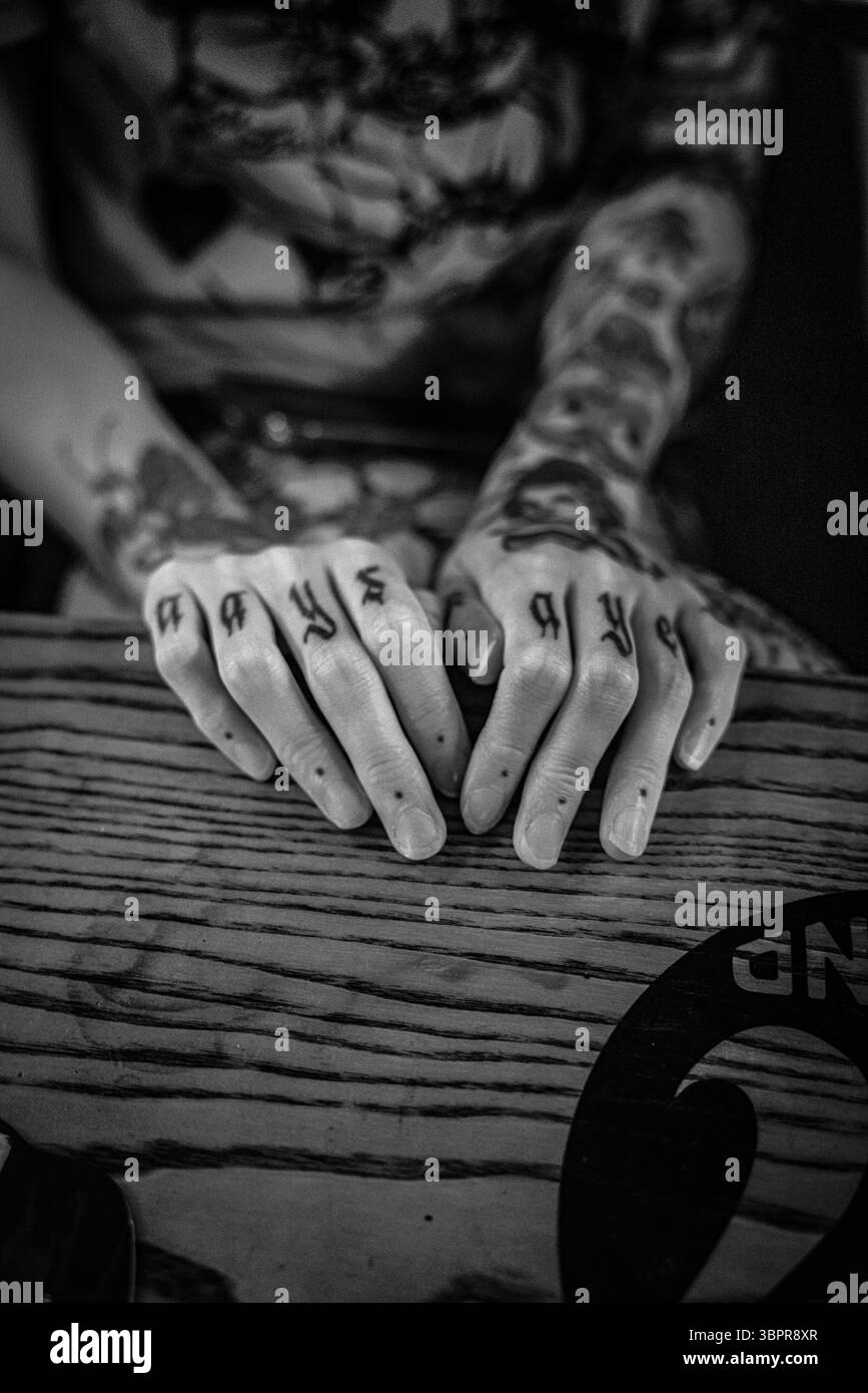 Tabel design Black and White Stock Photos & Images - Alamy