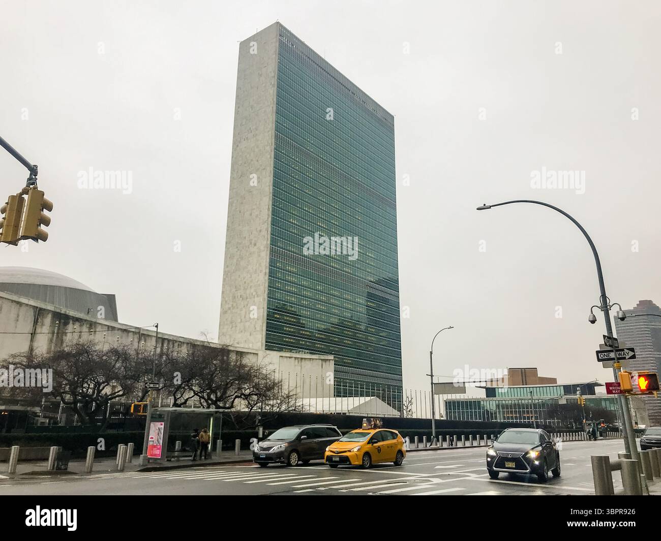 NYC, New York - February 14, 2019: United Nations headquarters designed ...