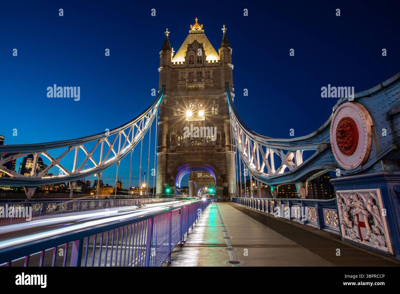 London, UK - April 29th 2025: Light trails from traffic passing over ...