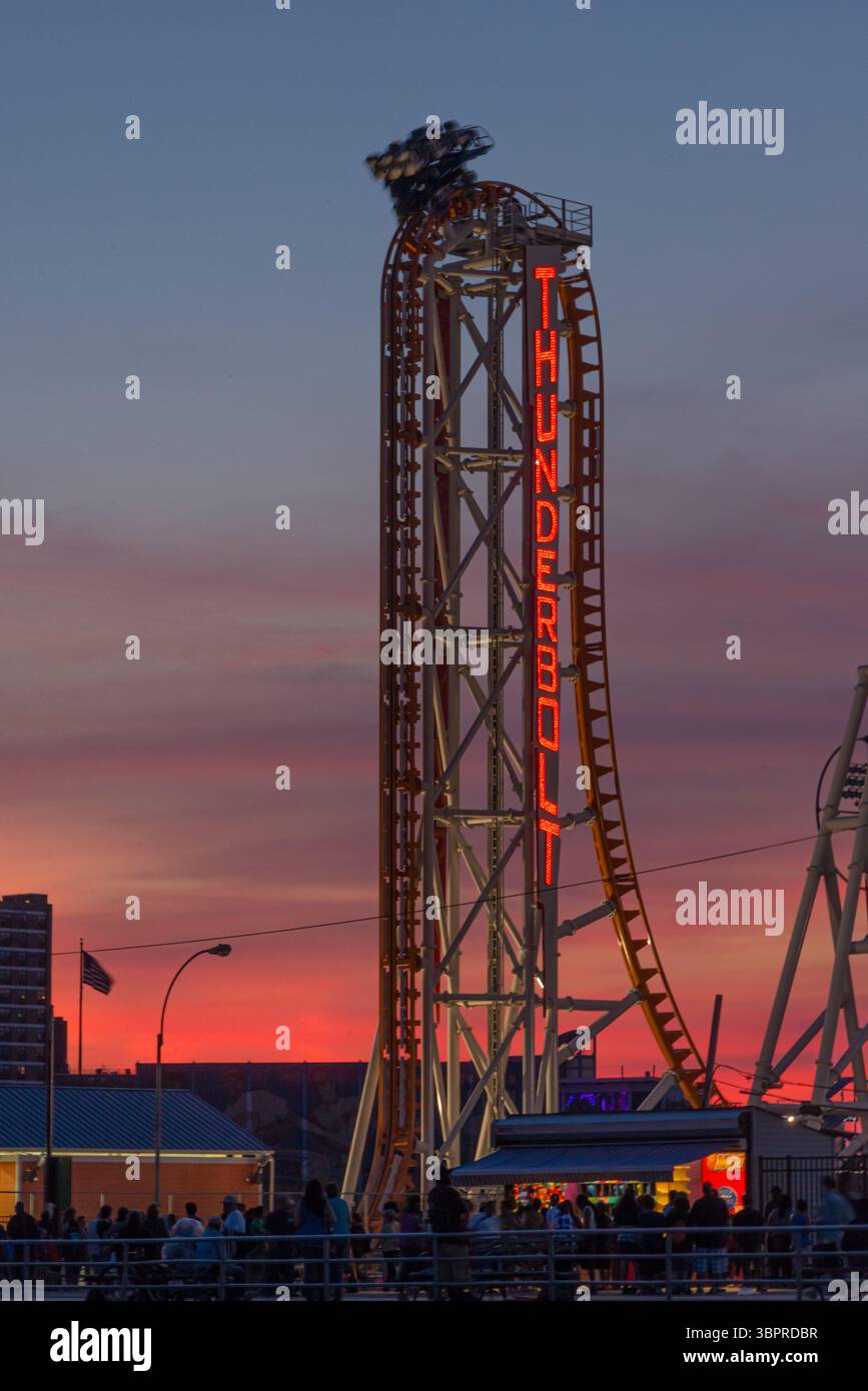 Thunderbolt Roller Coaster at Coney Island Stock Photo - Alamy