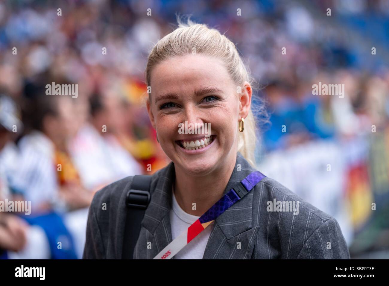 Franzi Muellers (ZDF TV Reporterin), SUI, Deutschland vs Daenemark ...