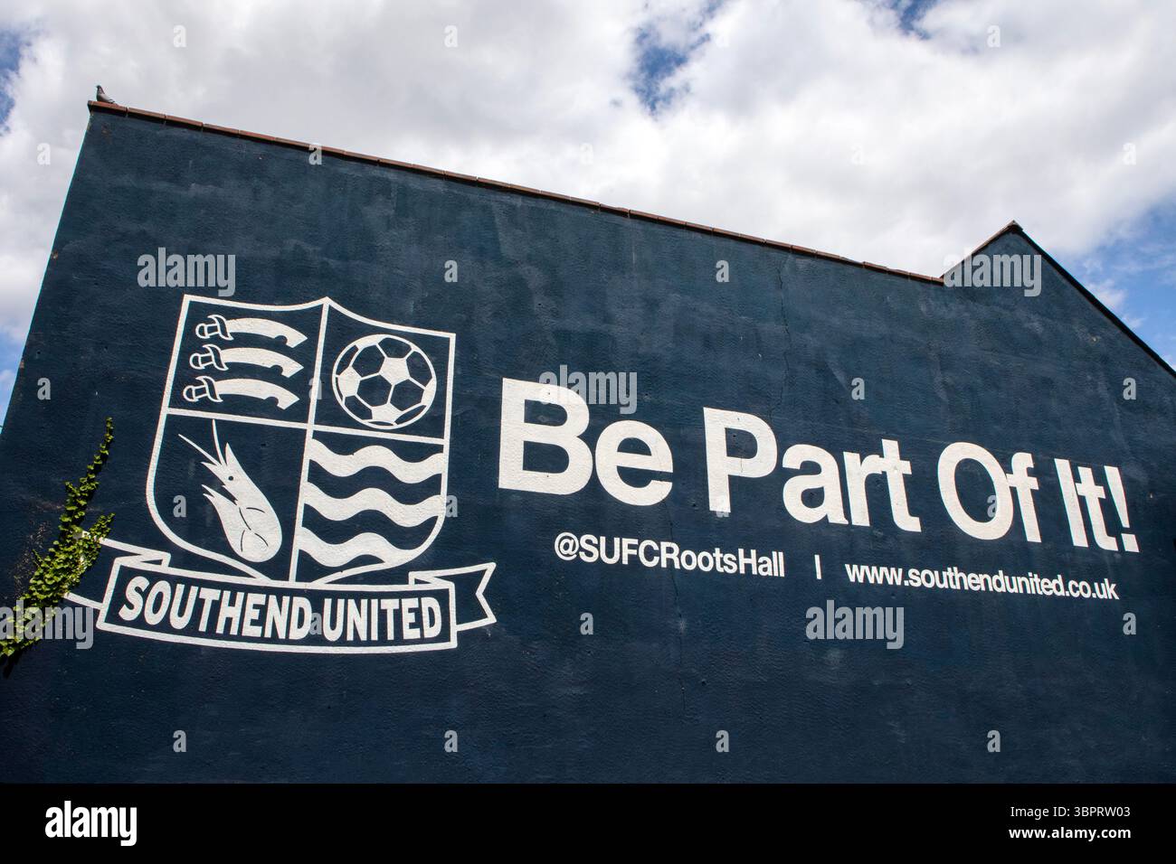 Essex, UK - June 23rd 2025: Southend United FC crest on the exterior of ...