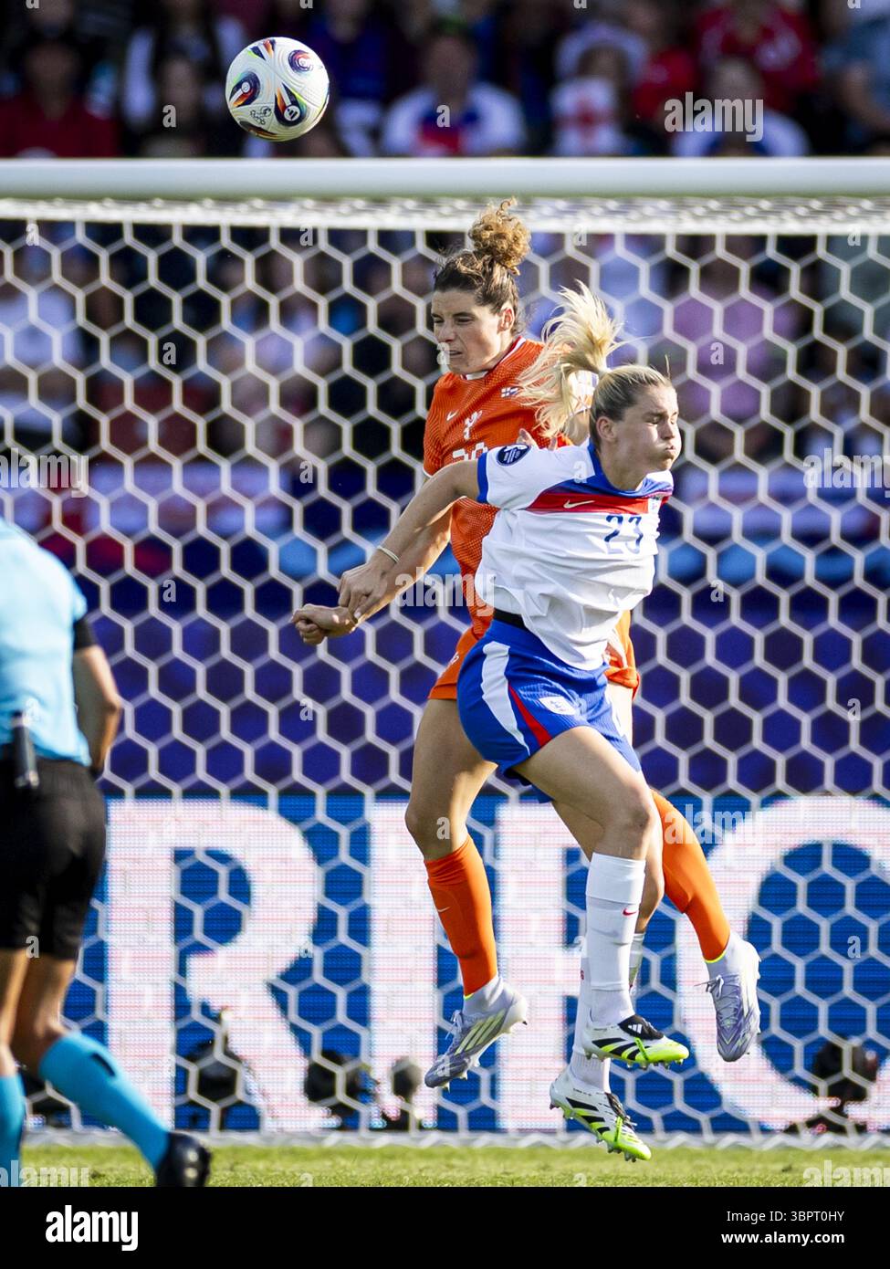 ZURICH - (l-r) Dominique Janssen of the Netherlands, Alessia Russo of ...
