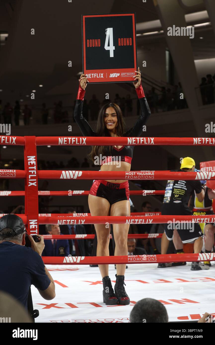 MVP Model during the Most Valuable Promotions Katie Taylor vs. Amanda ...