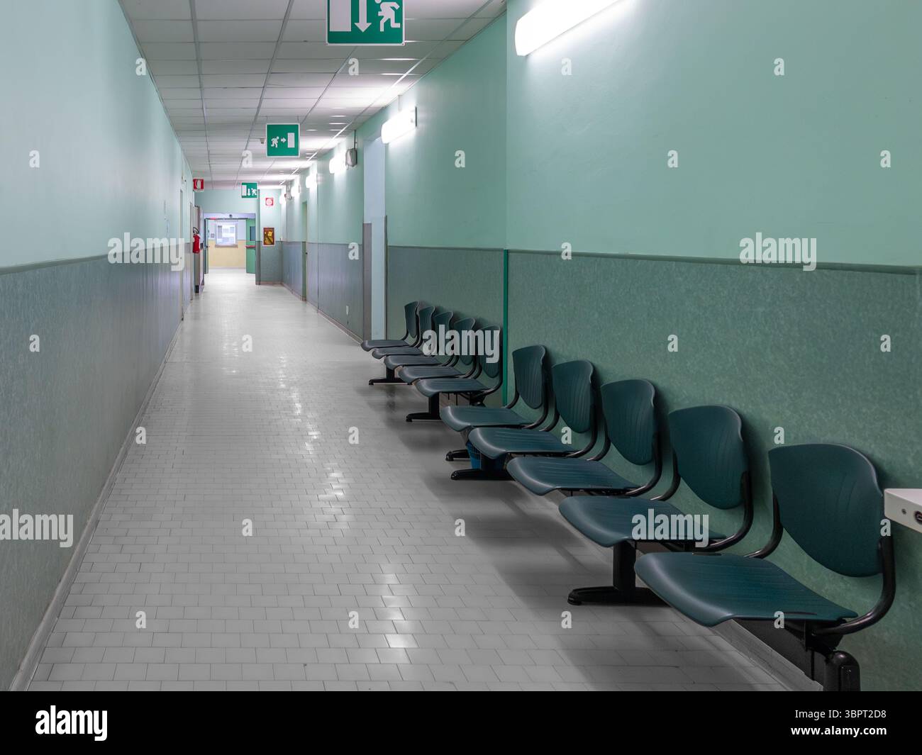 Italian hospital ward hi-res stock photography and images - Alamy