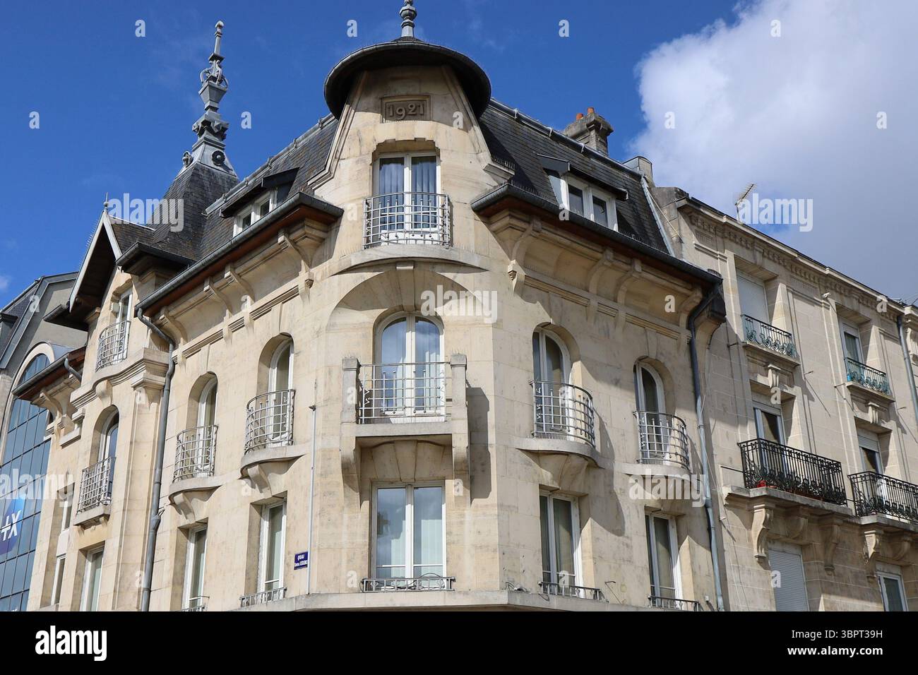 Typical building, exterior view, town of Verdun, Meuse department ...