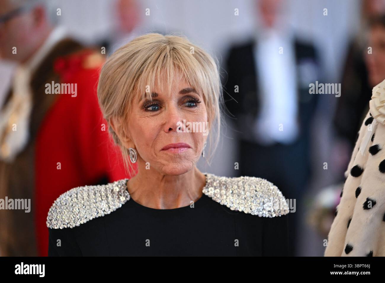 London, UK. 09th July, 2025. Brigitte Macron arrives at a banquet at ...