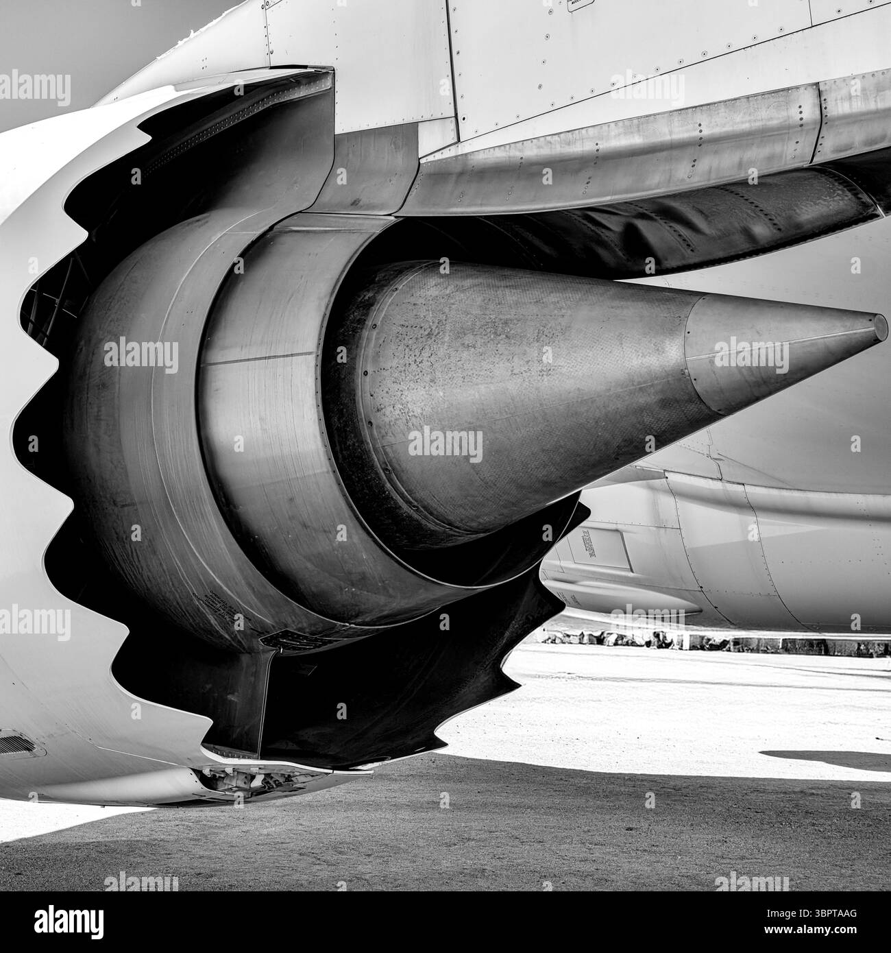 Rolls-Royce Trent 1000 high-bypass turbofan aircraft engine Stock Photo ...