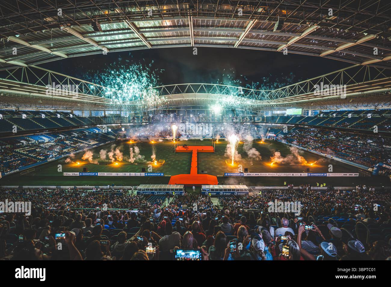 Estadio anoeta san sebastian hi-res stock photography and images - Alamy
