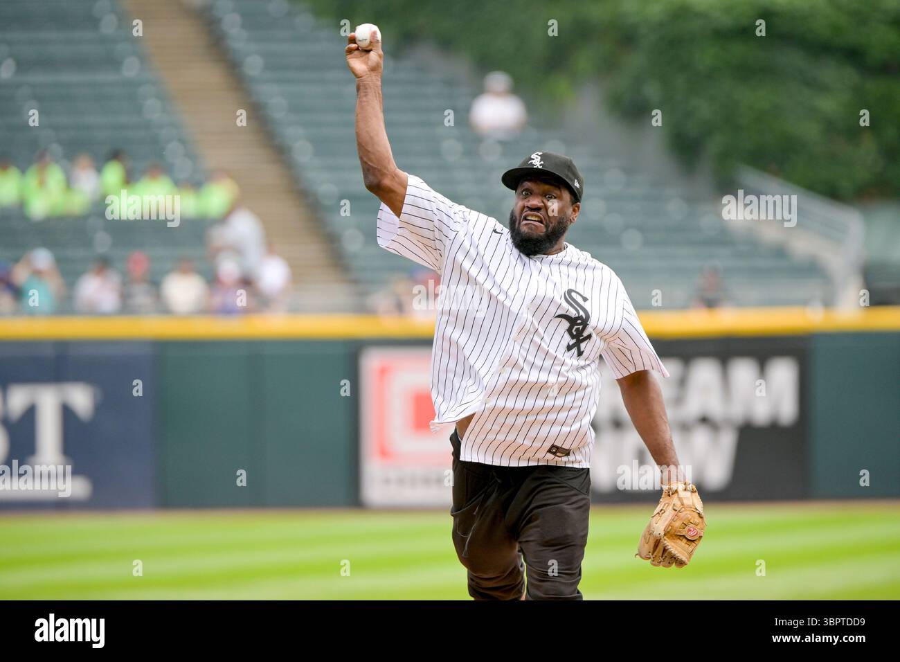Chicago, United States. 09th July, 2025. Chicago born comedian, radio ...