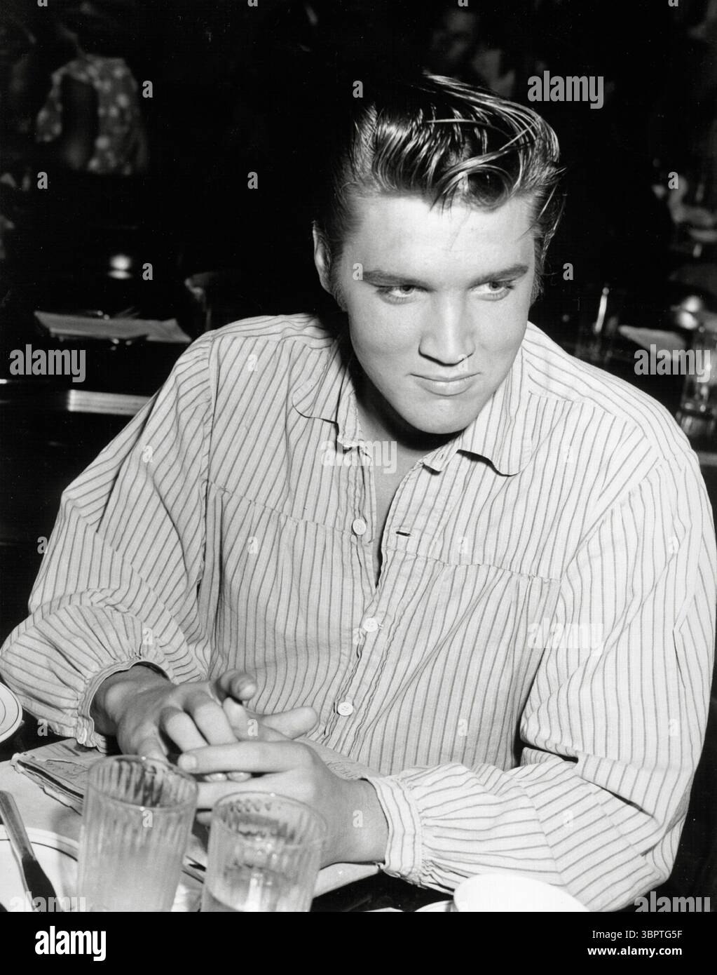 Elvis Presley during the making of "Love Me Tender" 1956 / File ...