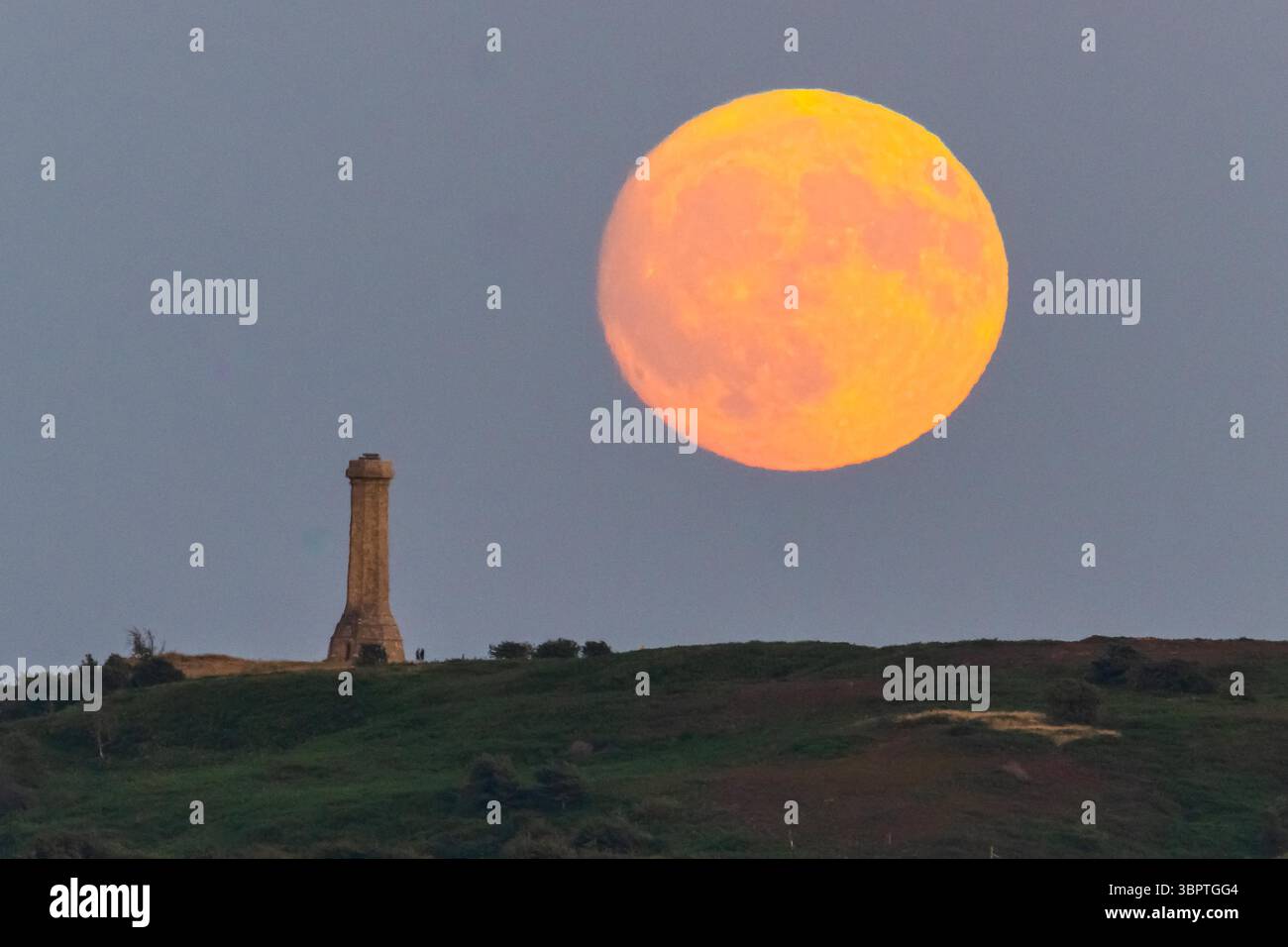 Portesham, Dorset, UK. 9th July 2025. UK Weather. The almost full Buck ...