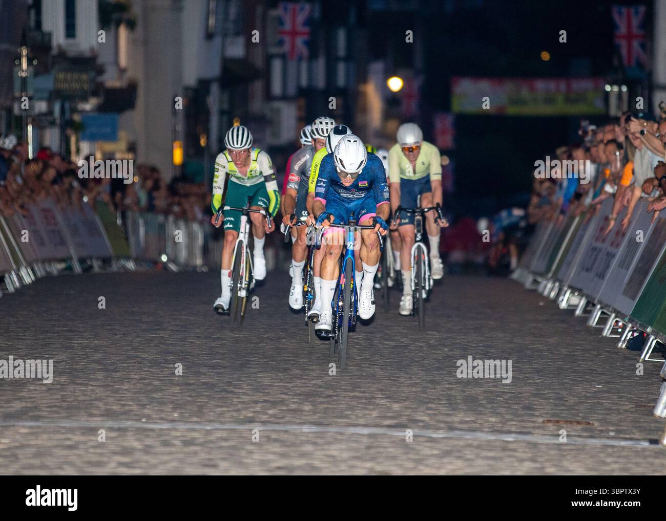 Guildford, UK. 09th July, 2025. Guildford Town Centre Crits 2025 As the ...