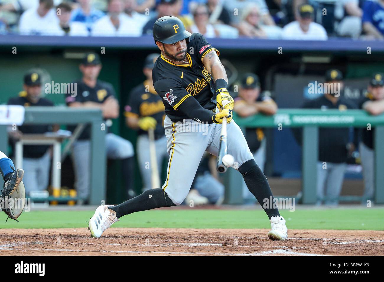 July 9, 2025: Pittsburgh Pirates left fielder Tommy Pham (28) hits a ...