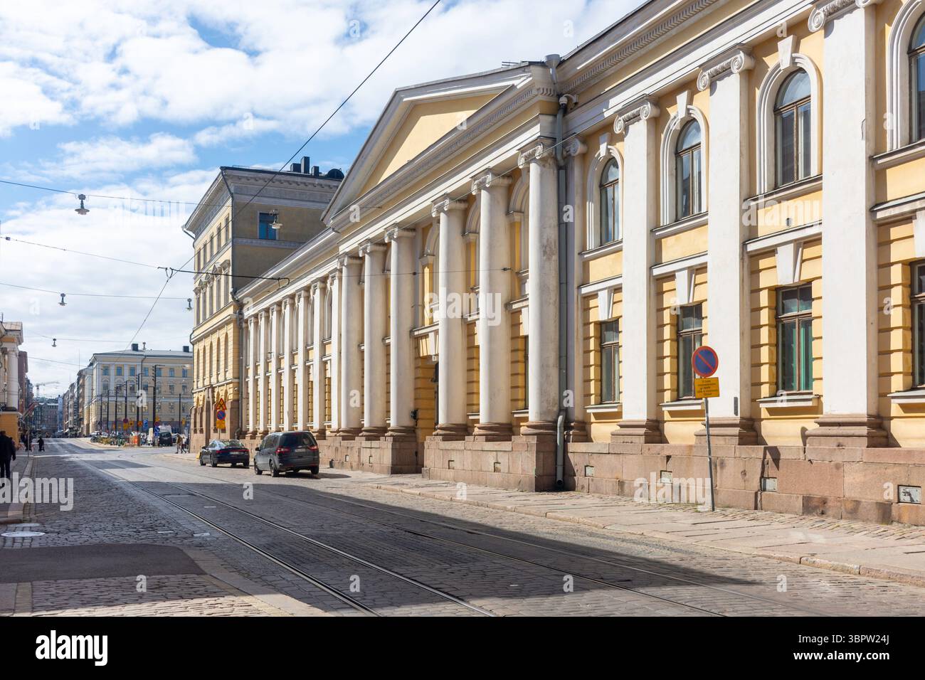 Helsinki government offices hi-res stock photography and images - Alamy
